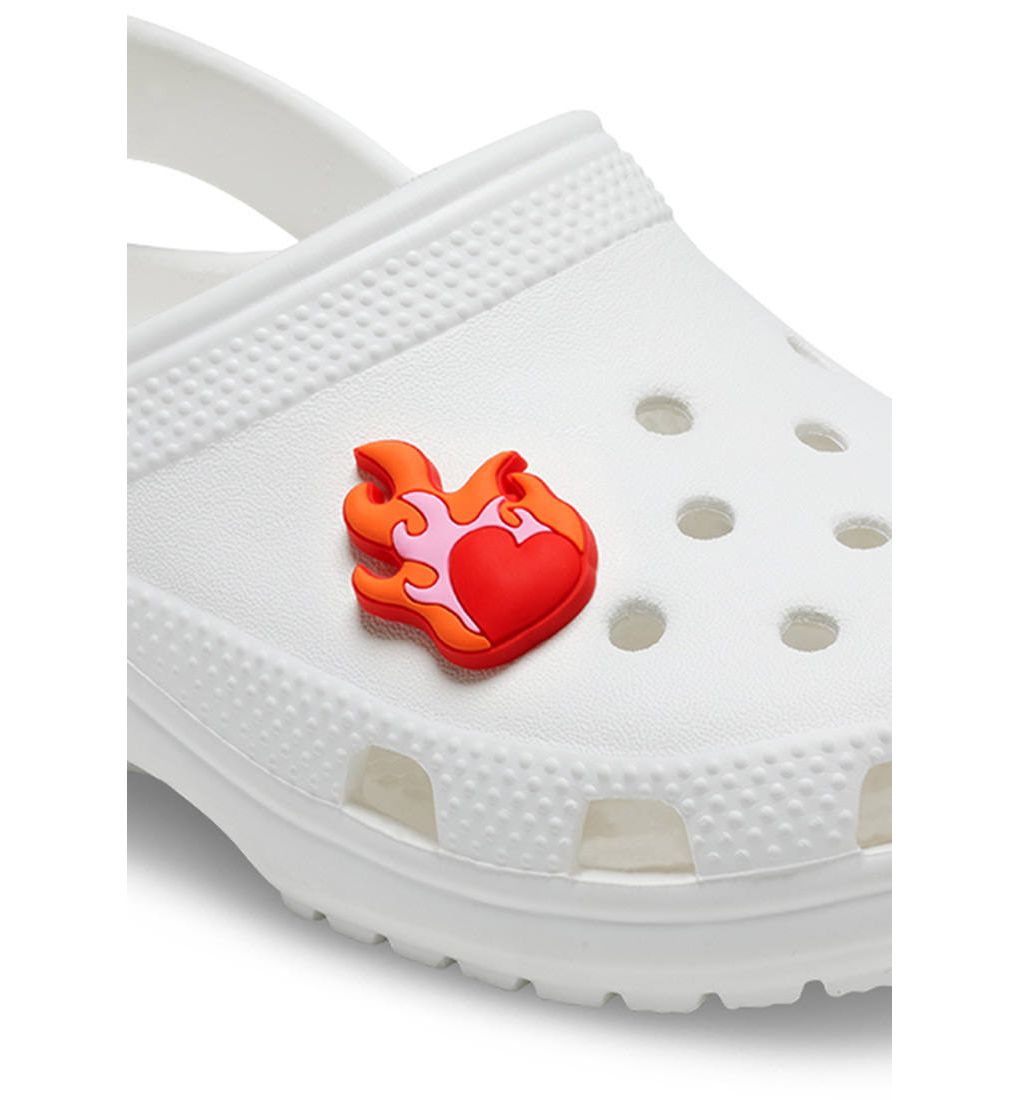 40% OFF on CROCS Jibbitz Heart On Fire Shoe Charms | SUPERSPORTS