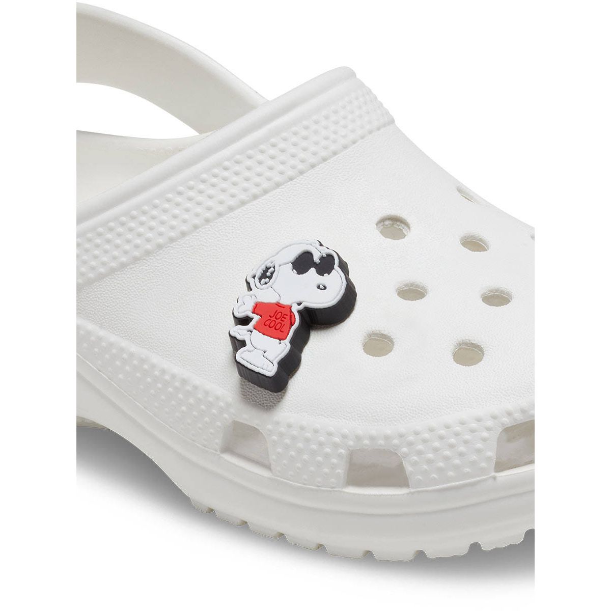40% OFF on CROCS Jibbitz Snoopy Sunglasses Shoes Charm | SUPERSPORTS