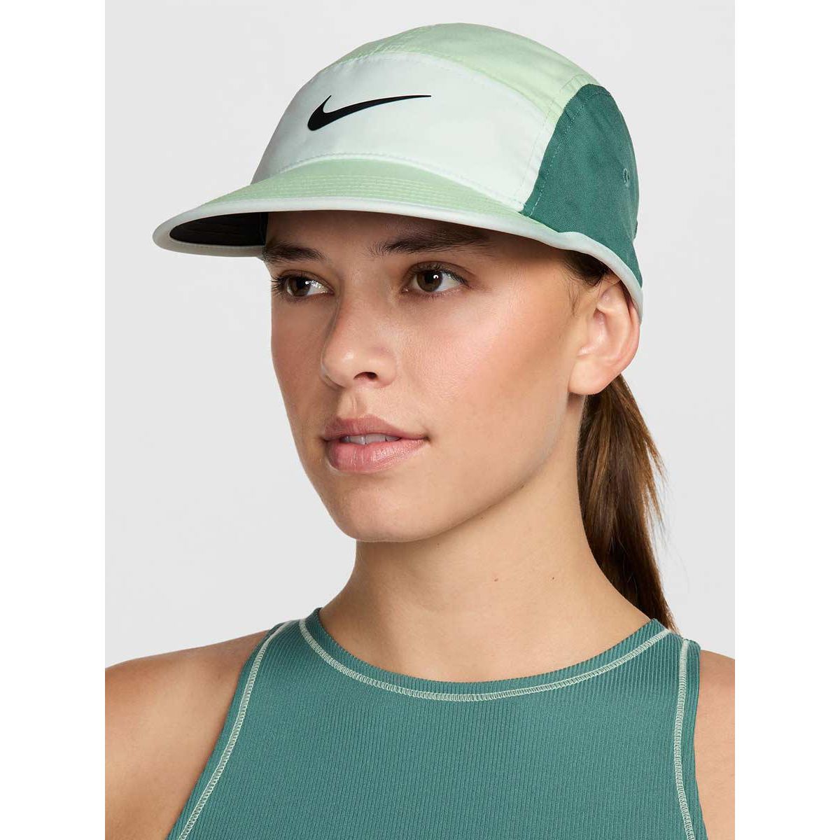 NIKE Dri-FIT Fly Unstructured Swoosh หมวกแก๊ปผู้ใหญ่ | ลดสูงสุด 50% ...
